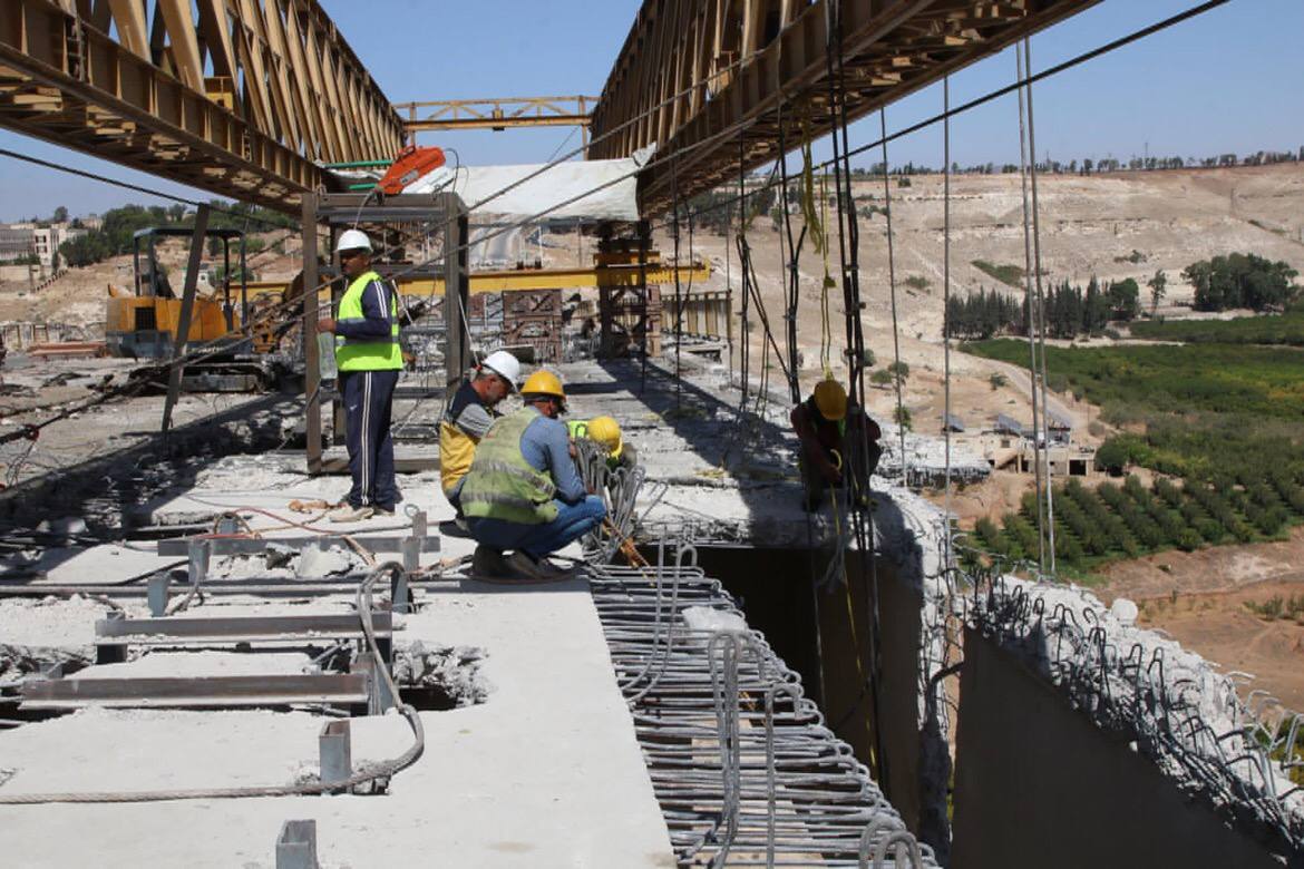 White Helmets Continue Restoration of Rastan Bridge in Homs - levant24