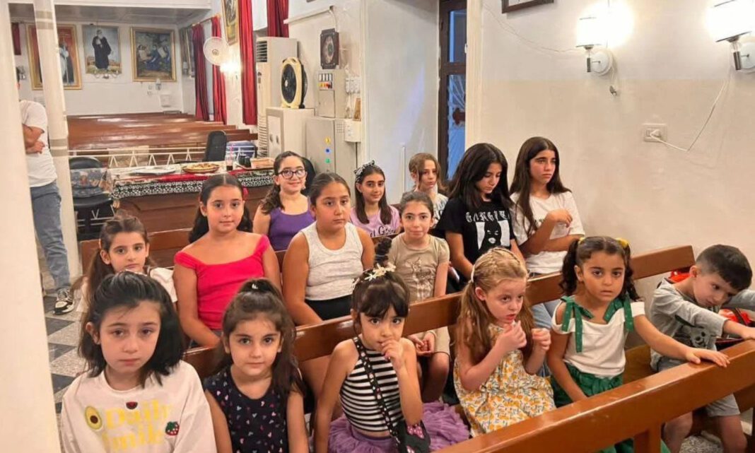 Syrian Christians Navigate Challenges Under Parallel Authorities - levant24