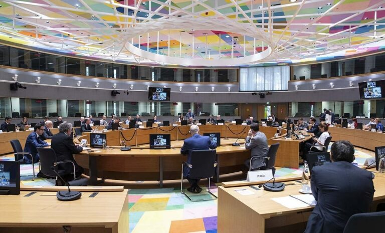 EU Removes Sanctions on Syrian Ministries - levant24
